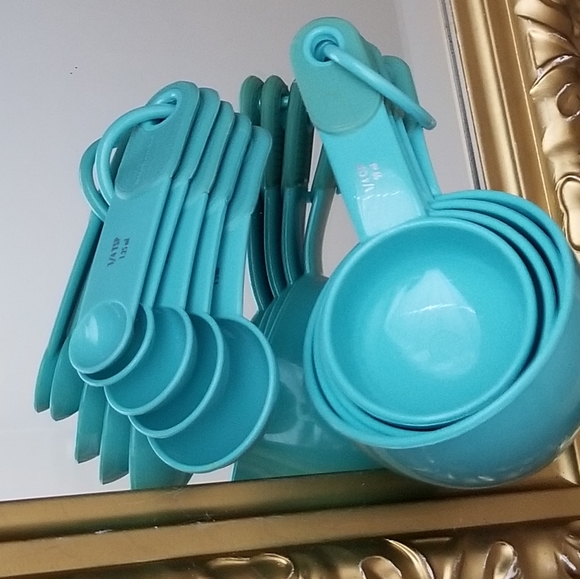 KitchenAid | Kitchen | Kitchenaid Aqua Sky 9 Piece Measuring Cups And ...
